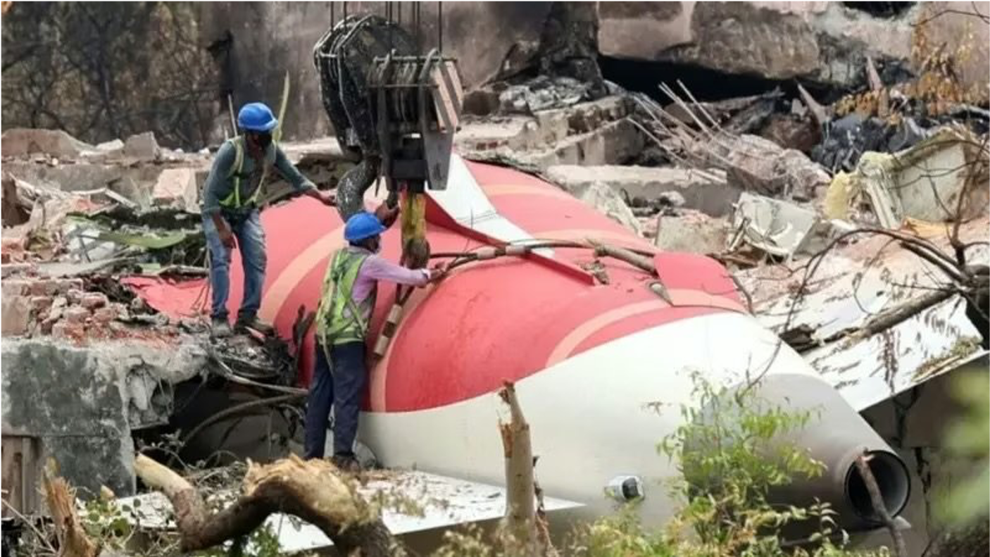 ¿Error humano? Piloto de Air India sería el responsable del accidente ...